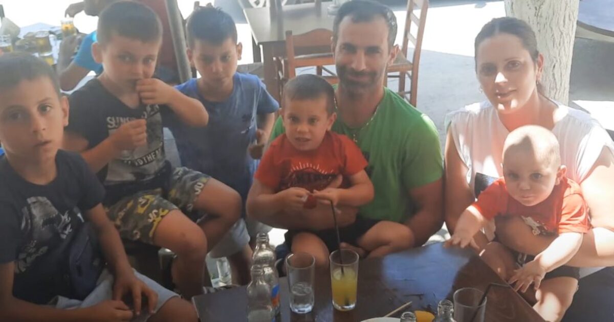 Η απίθανη οικογένεια της Κρήτης που πάει κόντρα στην υπογεννητικότητα ...